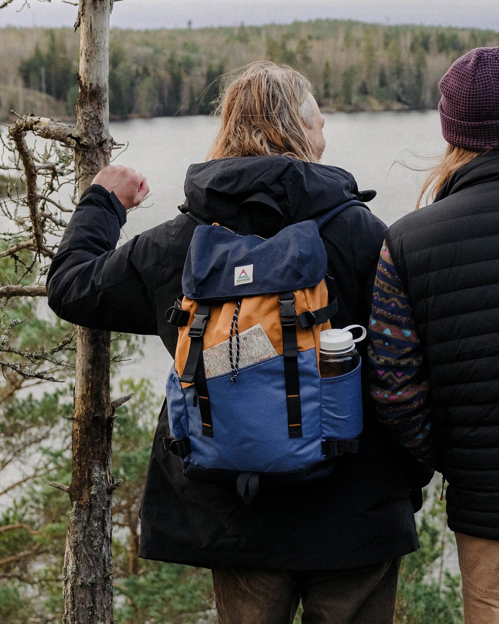 Boondocker 26L Backpack Honey/Dark Denim/Rich Navy – Passenger