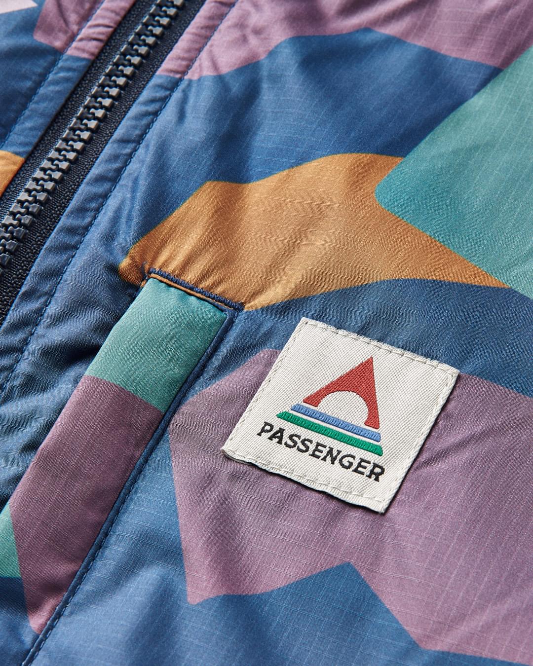 Waves Recycled Sherpa-Lined Changing Robe Deep Blue Camo Pattern ...