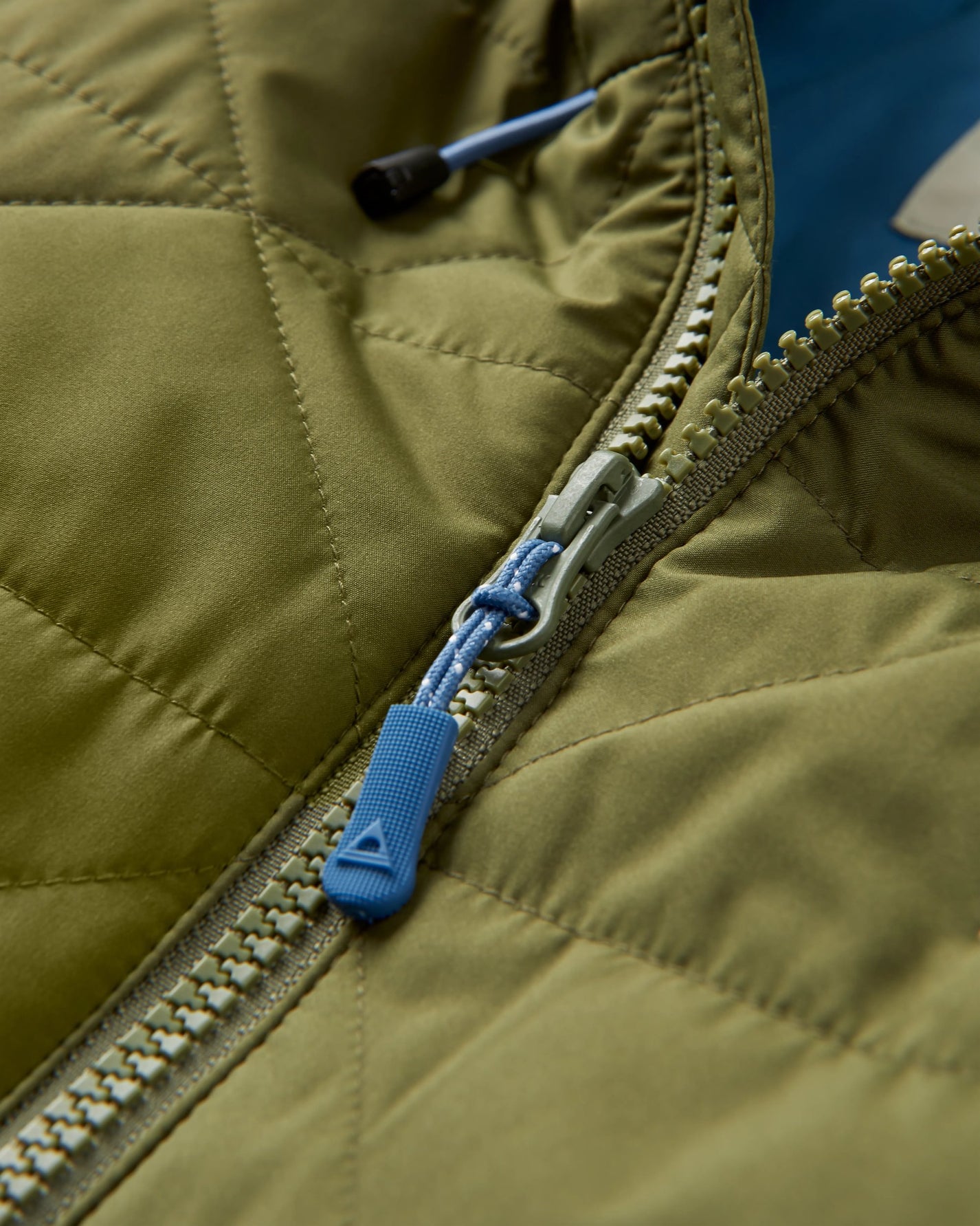 Base Recycled Thermore® Insulated Jacket Khaki – Passenger