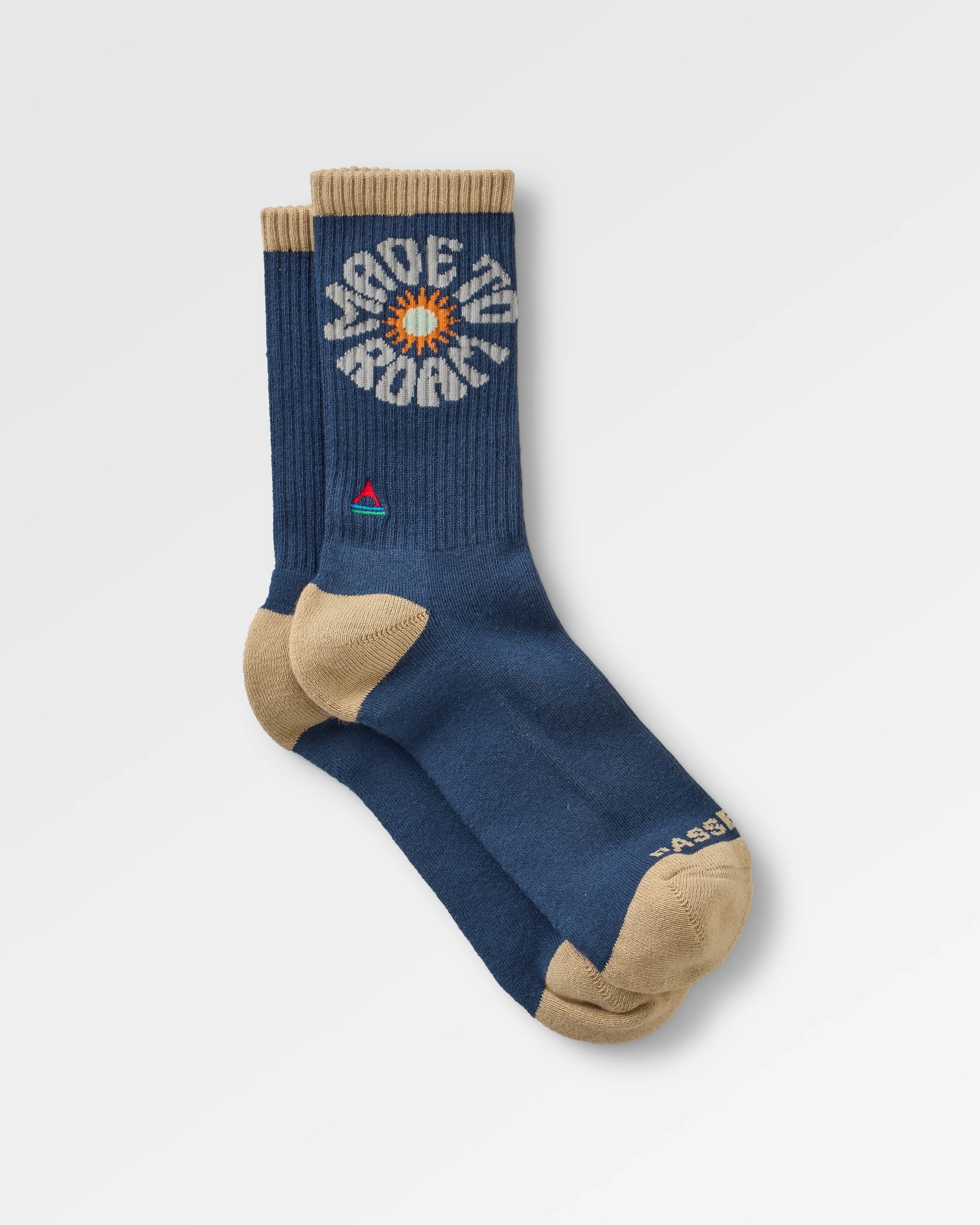 Made to Roam Graphic Crew Socks Rich Navy – Passenger
