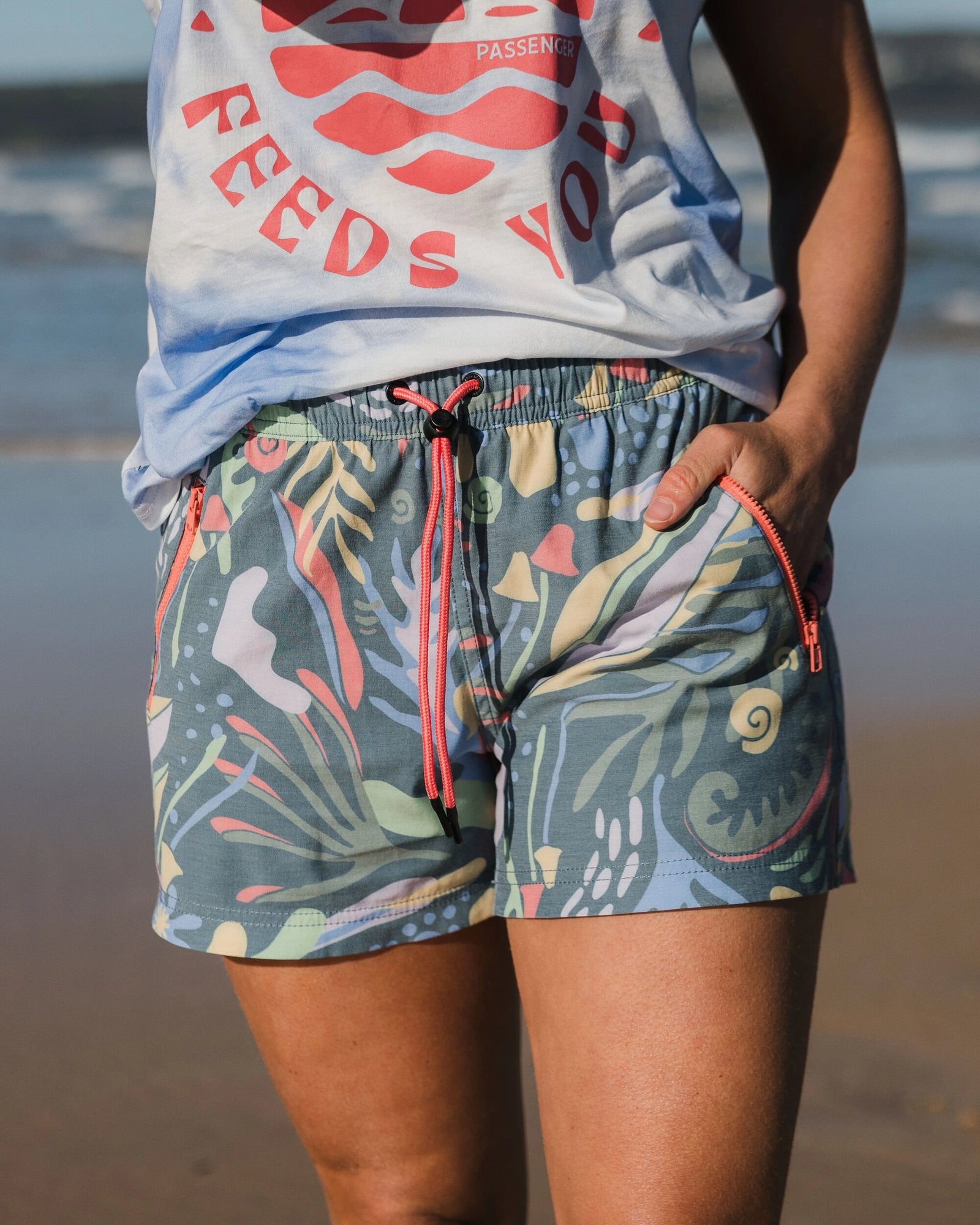 Way Out All Purpose Short Abstract Seaweed Tidal Blue – Passenger