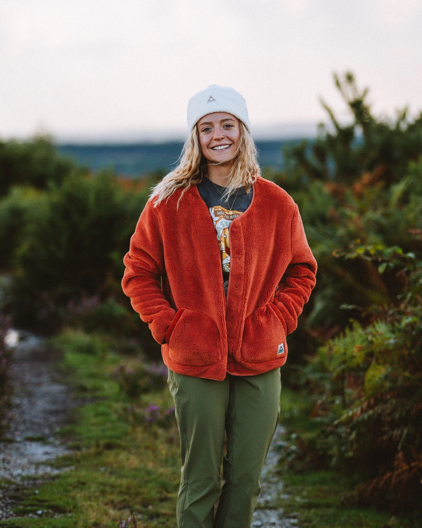 Iris Collarless Recycled Fleece Jacket Baked Clay – Passenger