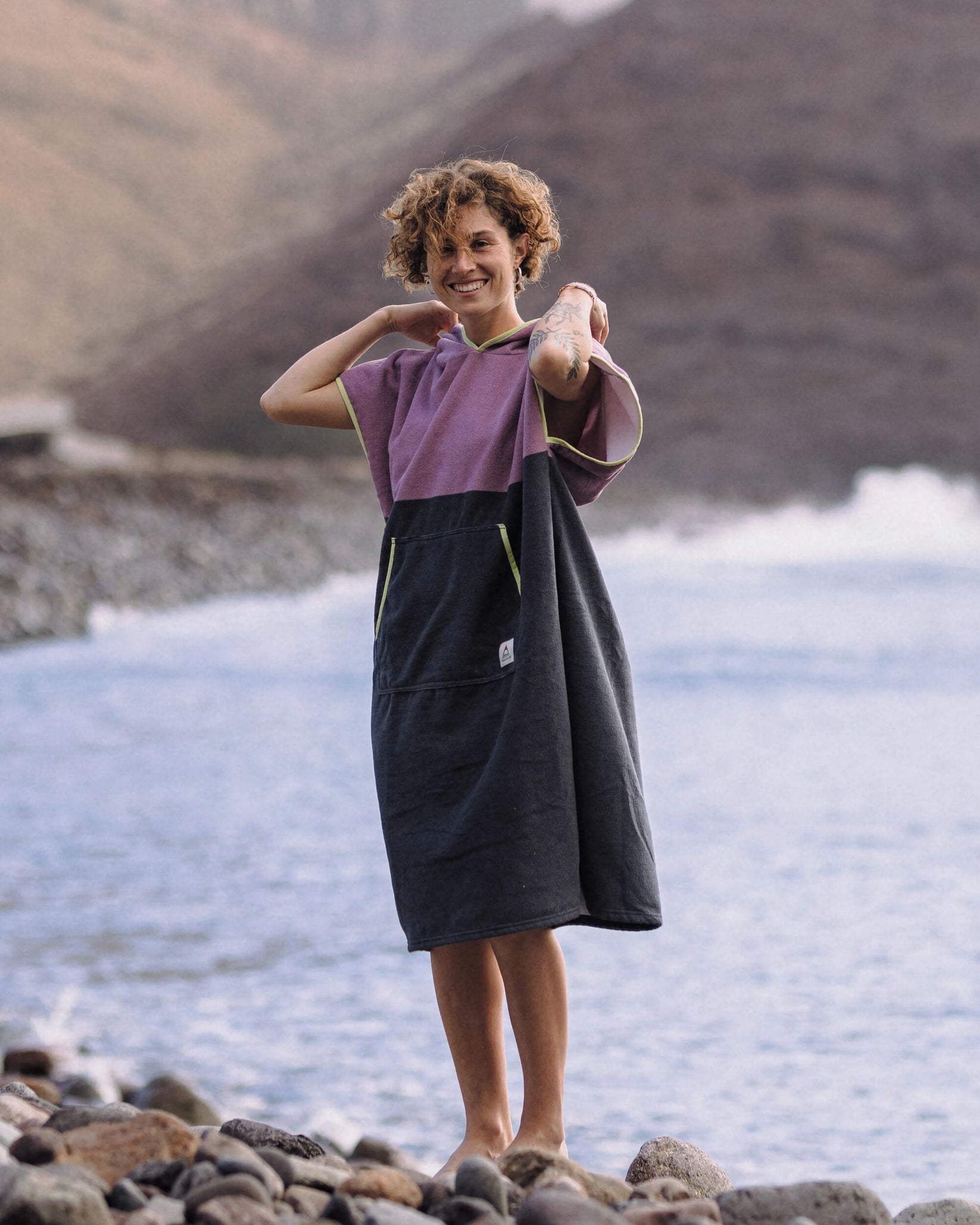 Tulum Recycled Towel Poncho Grape / Charcoal – Passenger