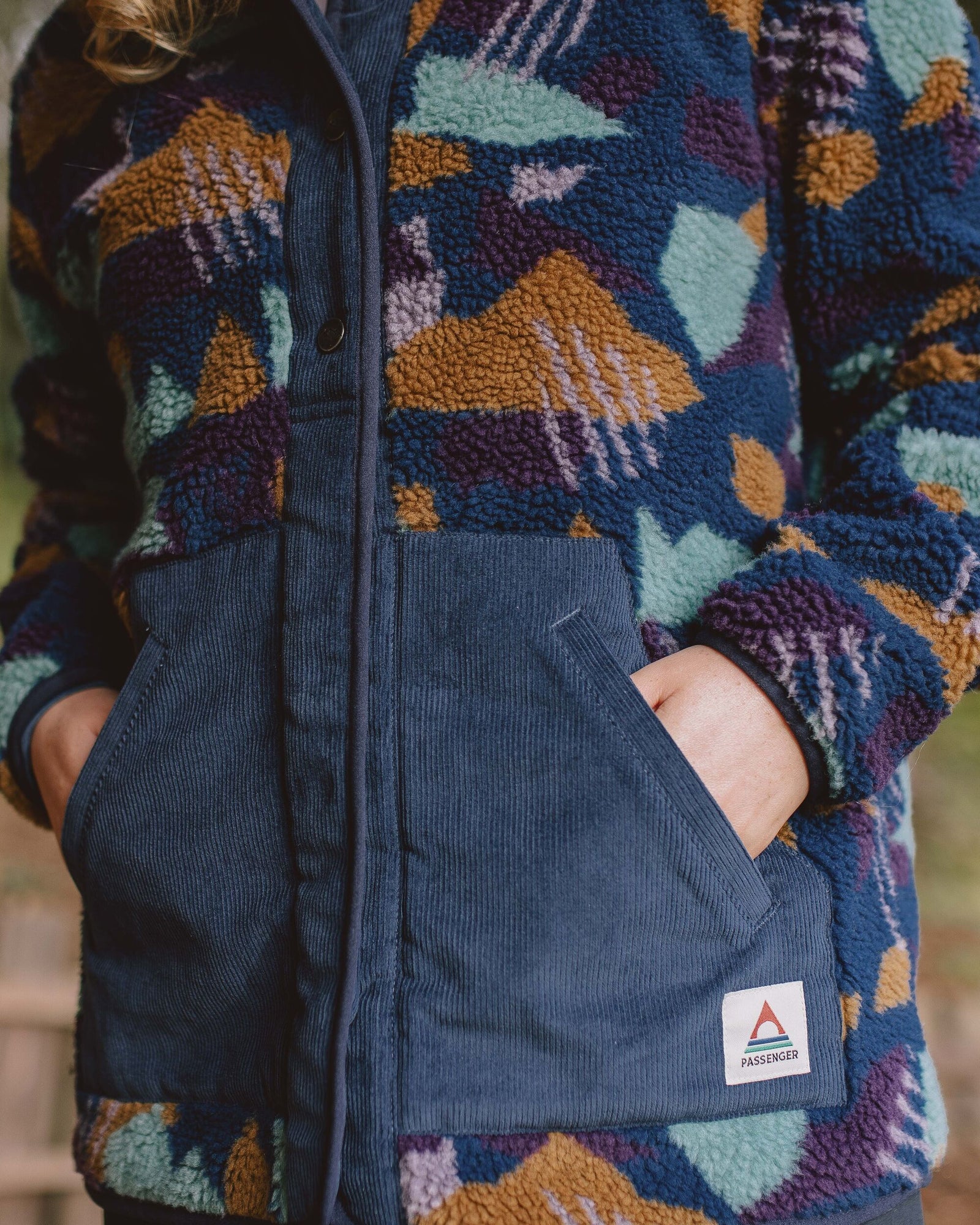 Clover Sherpa Fleece Deep Blue Camo Pattern – Passenger