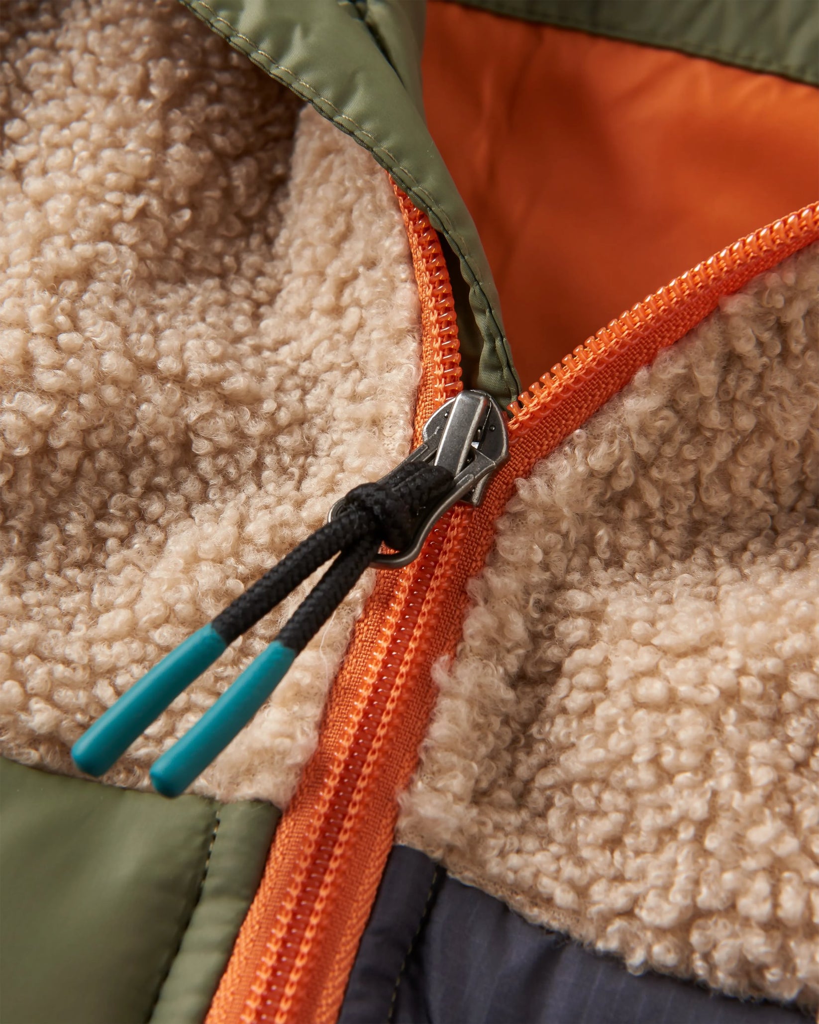 Inspire Recycled Insulated Jacket Dusty Olive – Passenger