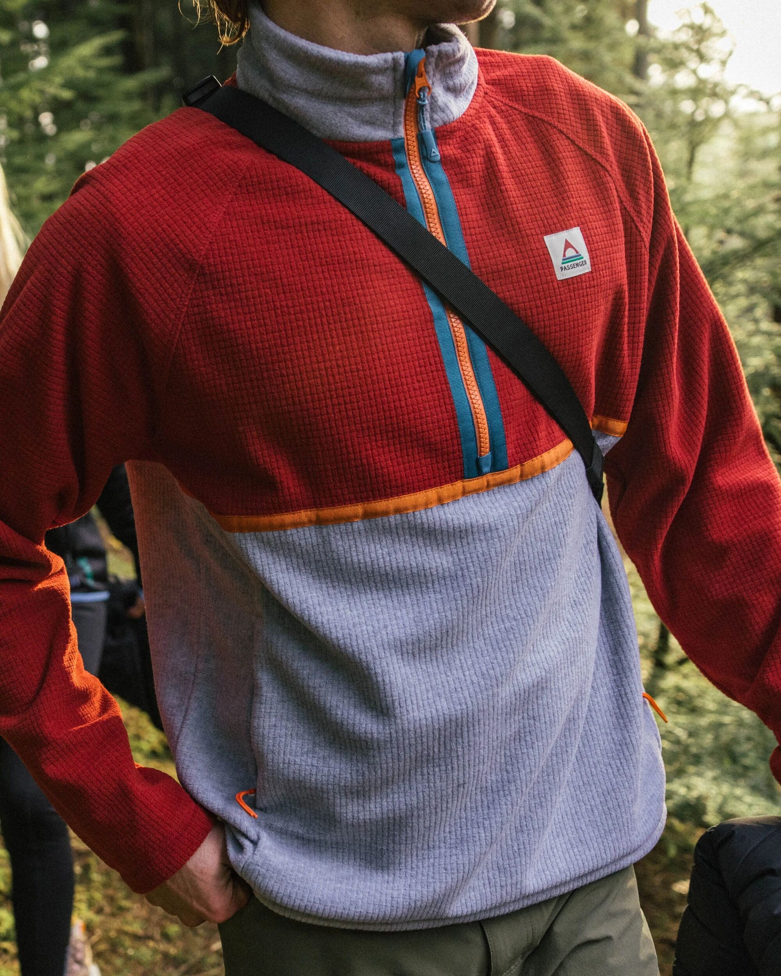 Overlook Grid Polar Fleece Red Ochre/Grey Marl – Passenger