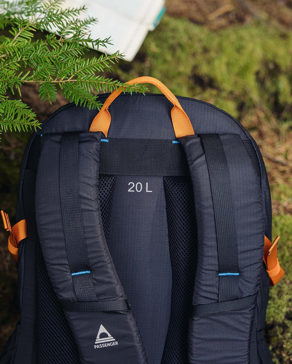 Track Recycled 20L Backpack Black – Passenger