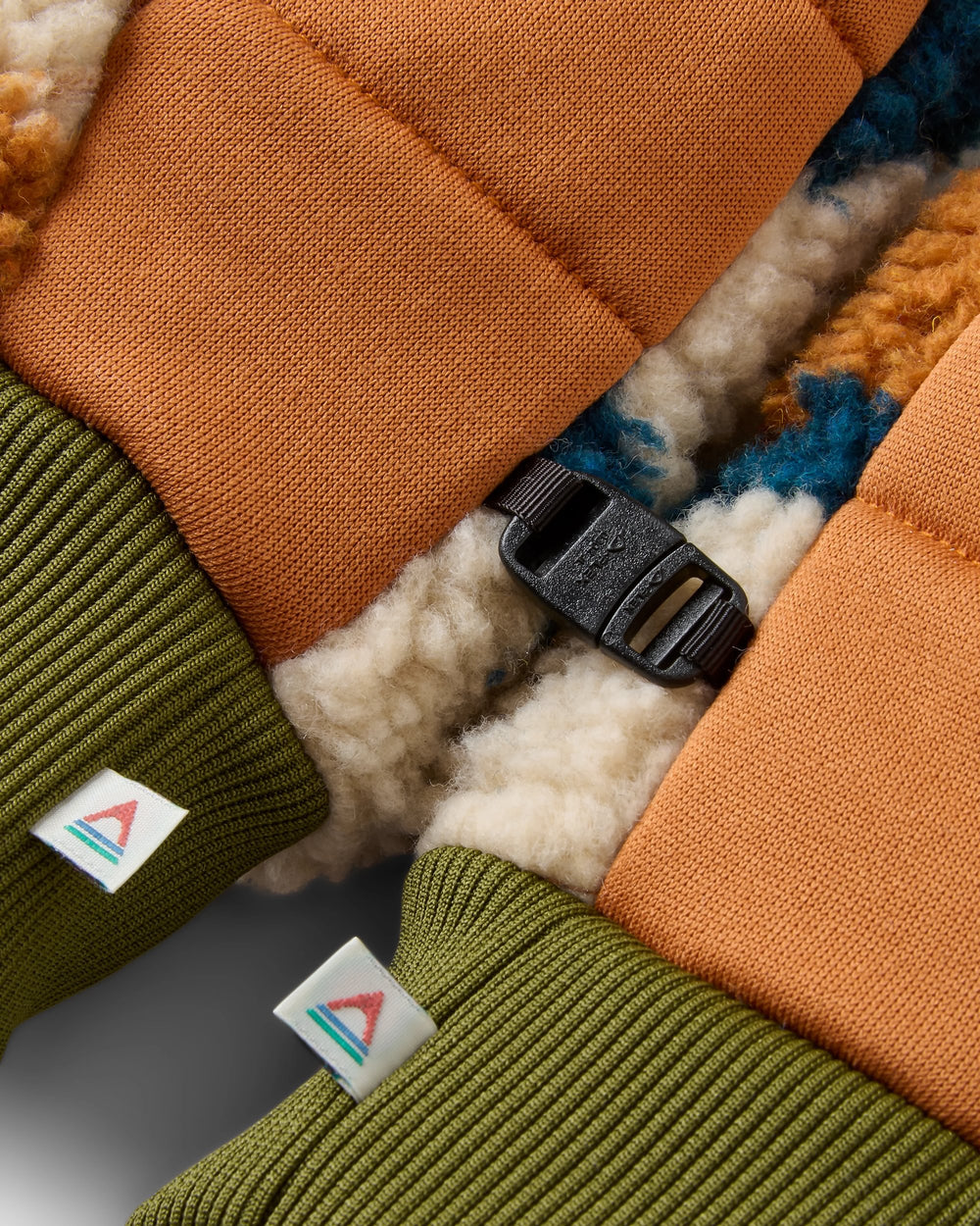 Avalanche Sherpa Mittens Abstract Trails Pebble Grey – Passenger