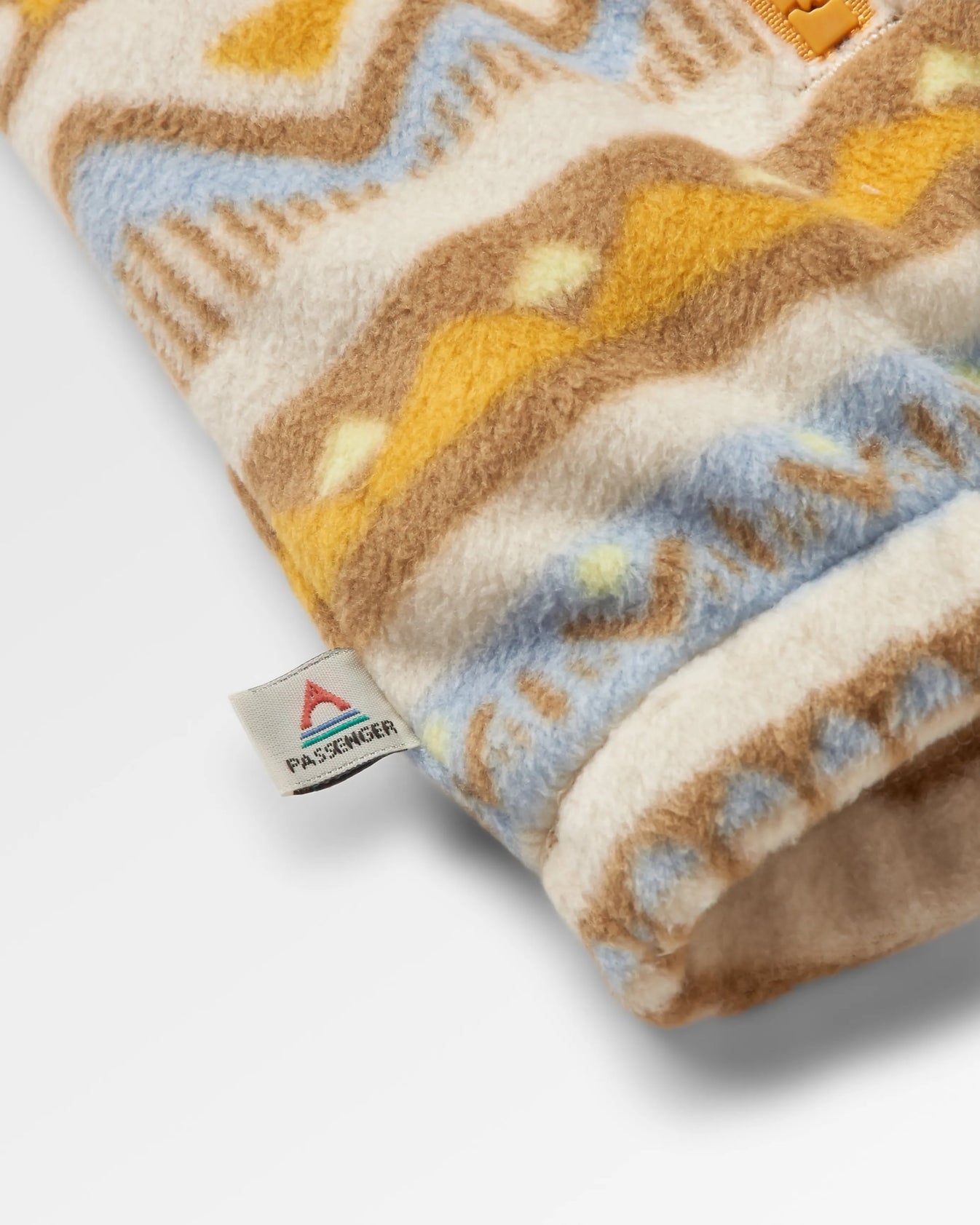 Ayla Recycled Fleece Mountain Geo Birch – Passenger