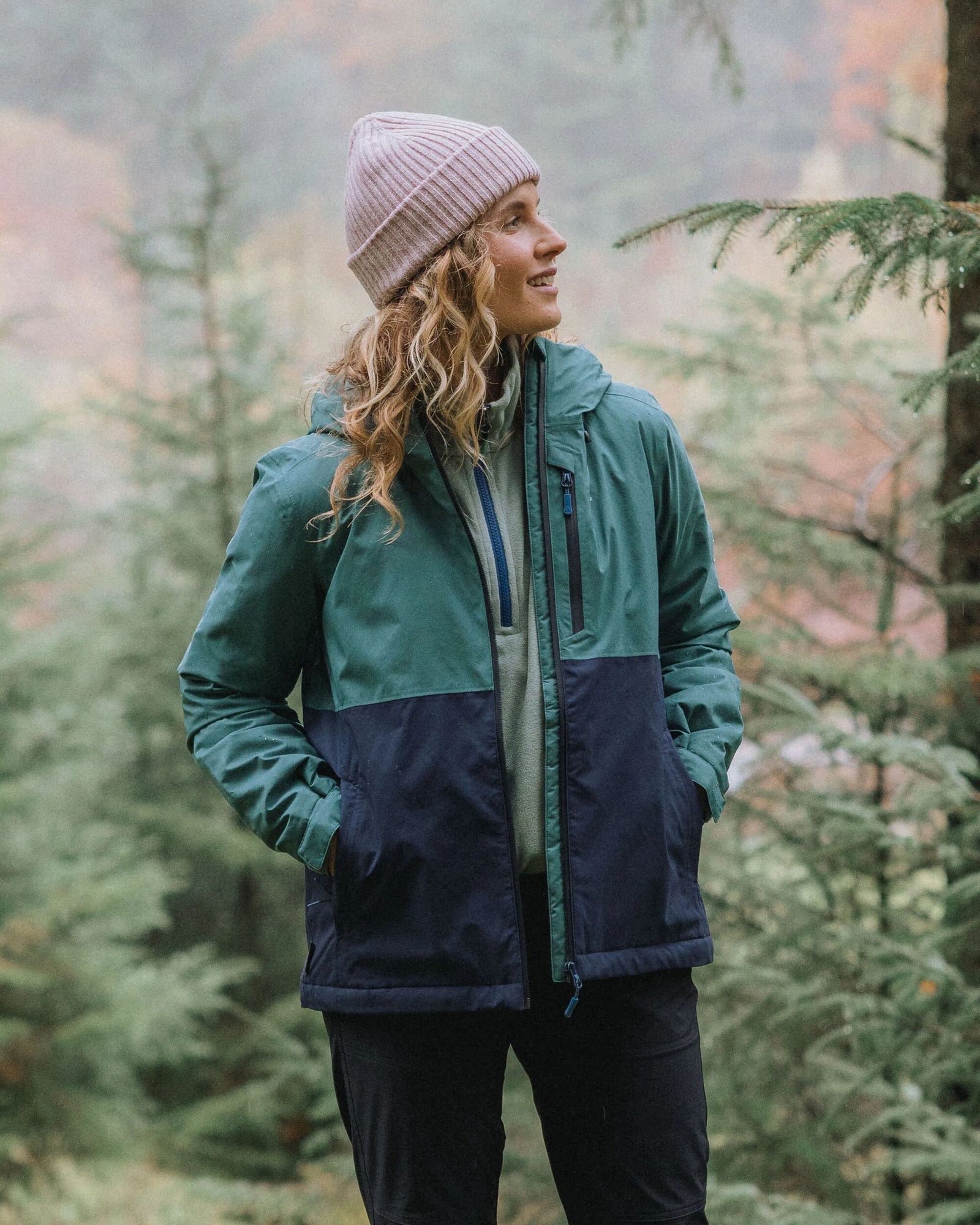 Elevate Insulated Waterproof Jacket Deep Ocean/Rich Navy – Passenger