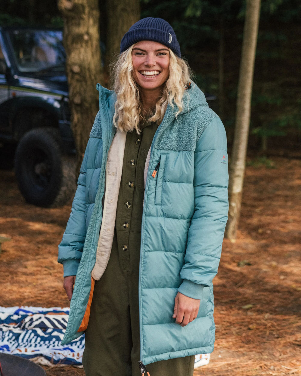 Elowen Hooded Insulated Jacket Arctic – Passenger