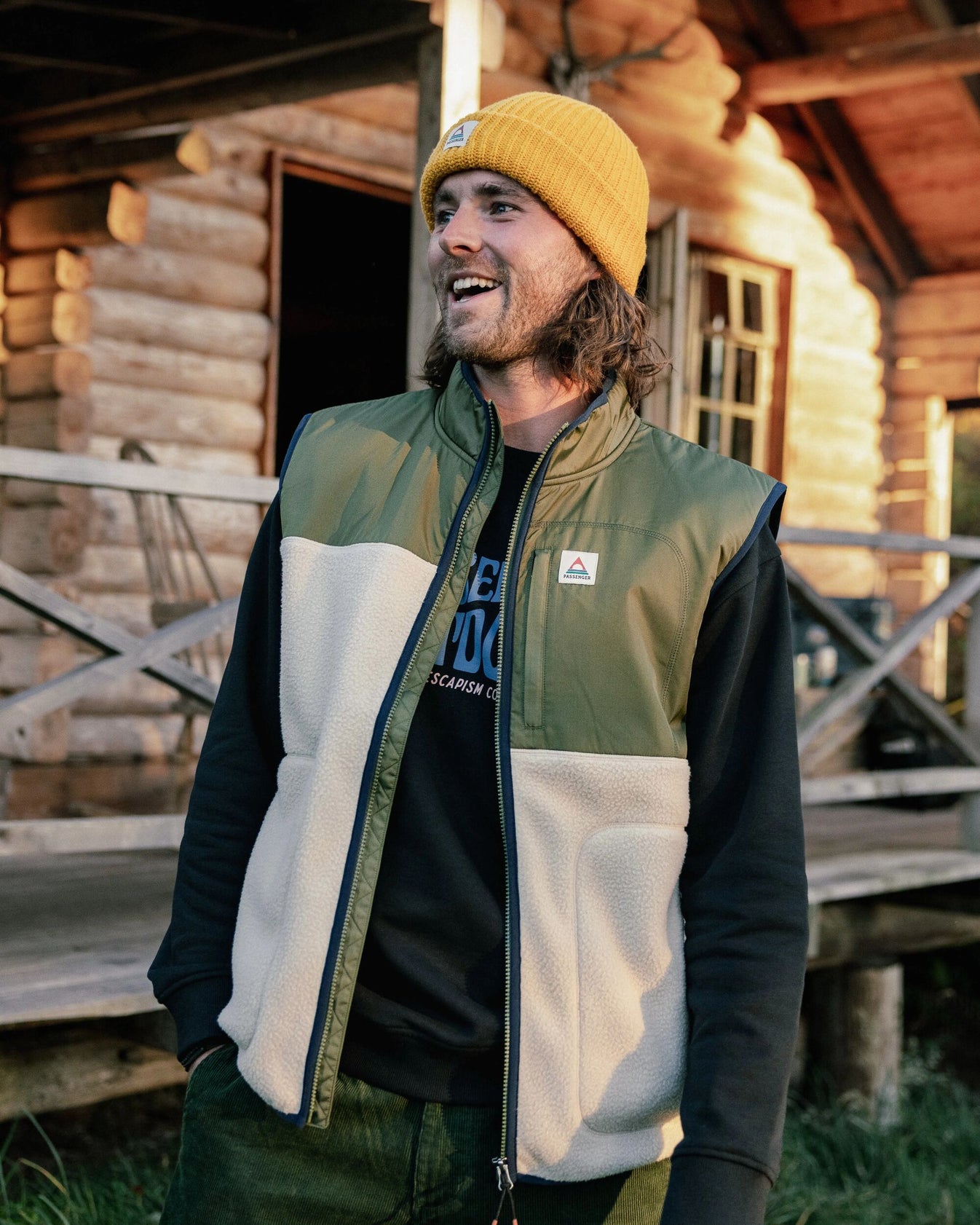 Offgrid Recycled Sherpa Fleece Vest Oatmeal/Khaki – Passenger