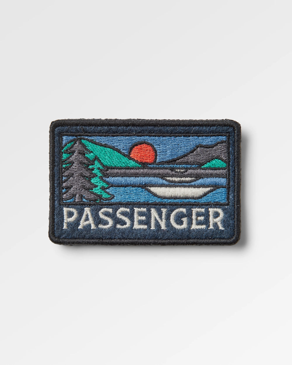 Roamer Patch Rich Navy – Passenger