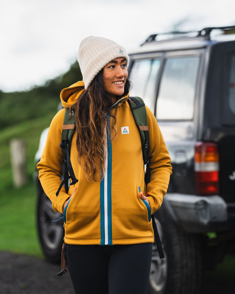 Slope Hooded Recycled Fleece Dusty Ochre – Passenger