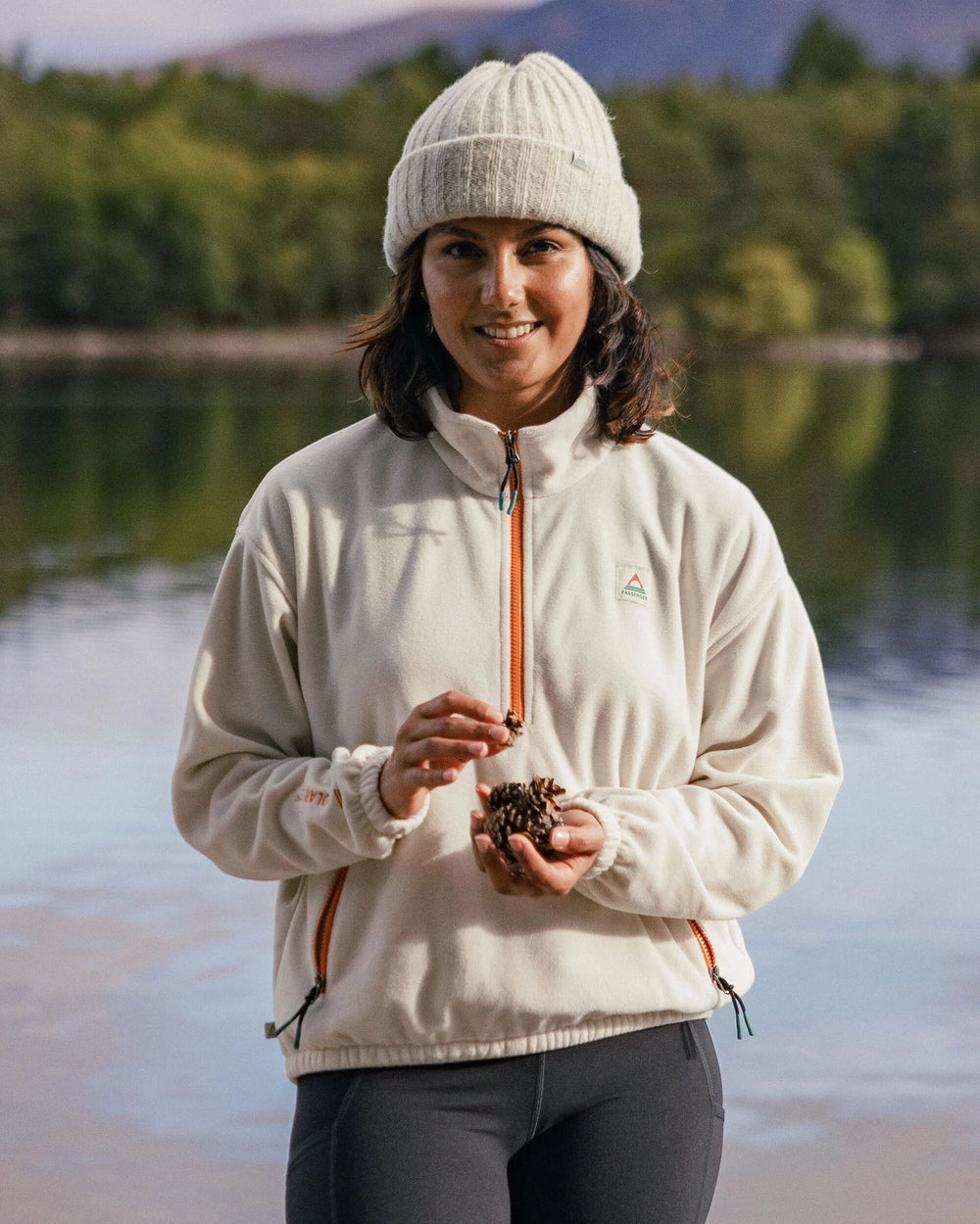 Ayla Recycled Micro Polartec® Fleece Vintage White – Passenger