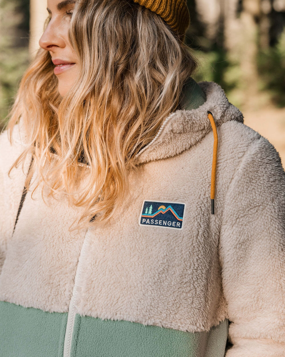 Nestling Recycled Polar-Lined Sherpa Fleece Vintage White – Passenger