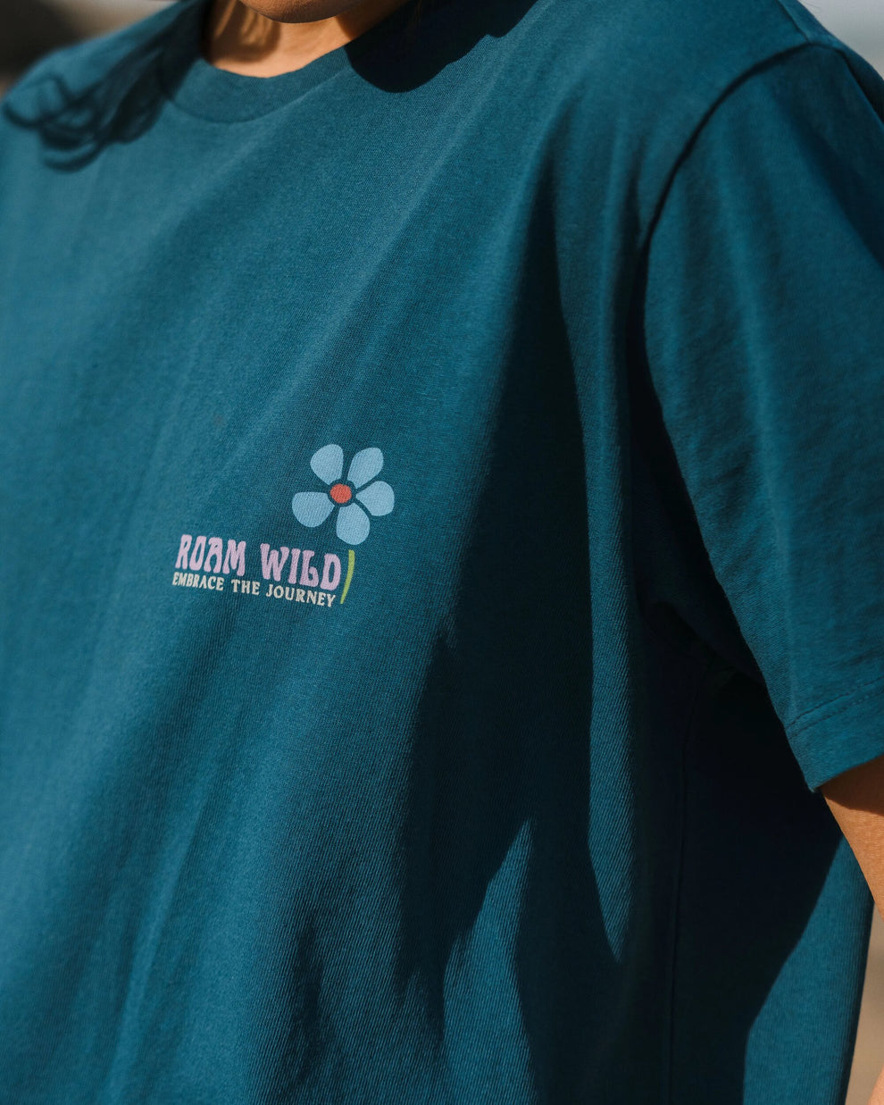 Roam Wild Recycled T-Shirt Tidal Blue – Passenger