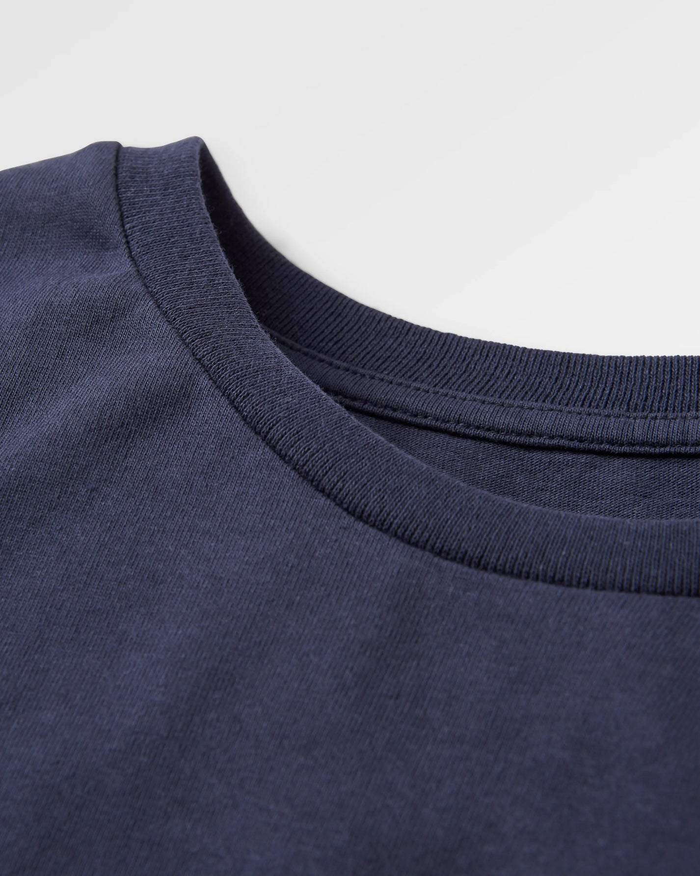 Made To Roam Recycled Cotton T-Shirt Deep Navy – Passenger