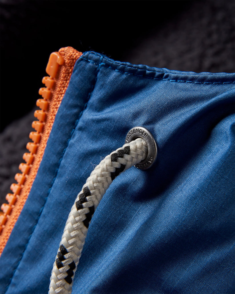 Waves Recycled Sherpa Lined Changing Robe Dark Denim/ Deep Navy – Passenger