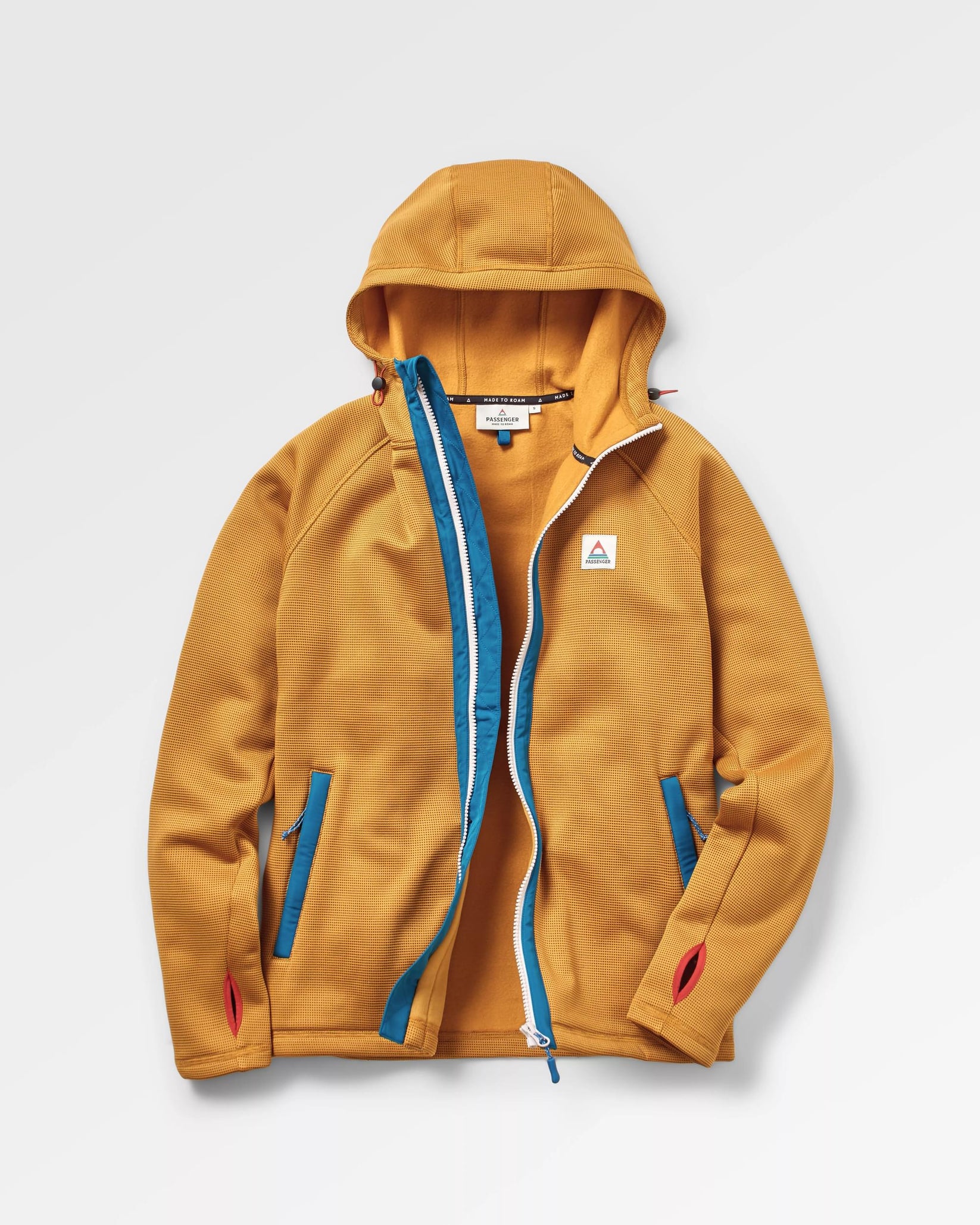 Slope Hooded Recycled Fleece Dusty Ochre – Passenger