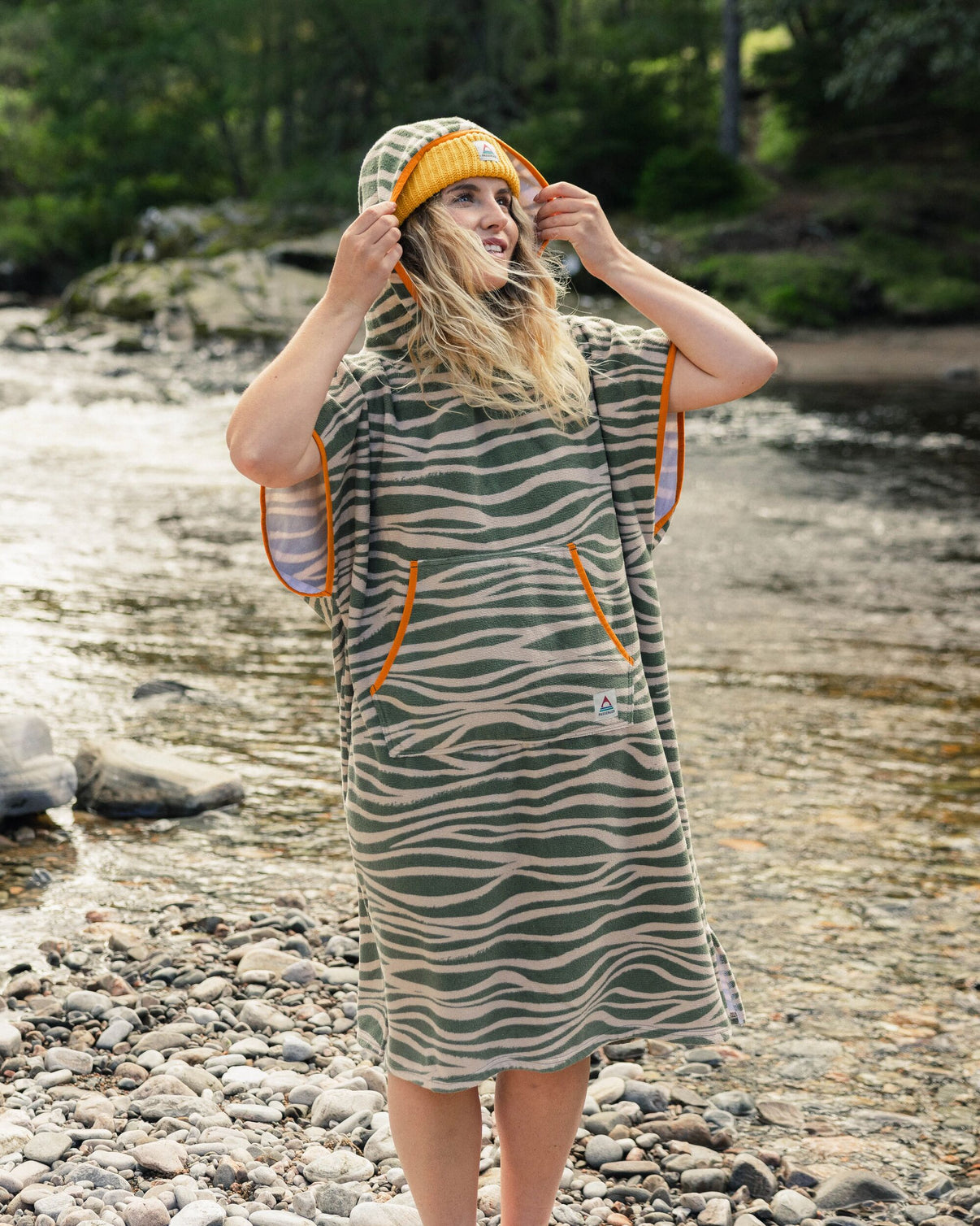 Tulum Recycled Towel Poncho Strata Khaki – Passenger