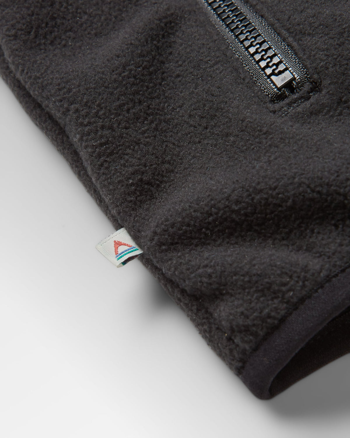 Set Off Polar 1/4 Zip Fleece Mountain Geo Charcoal – Passenger
