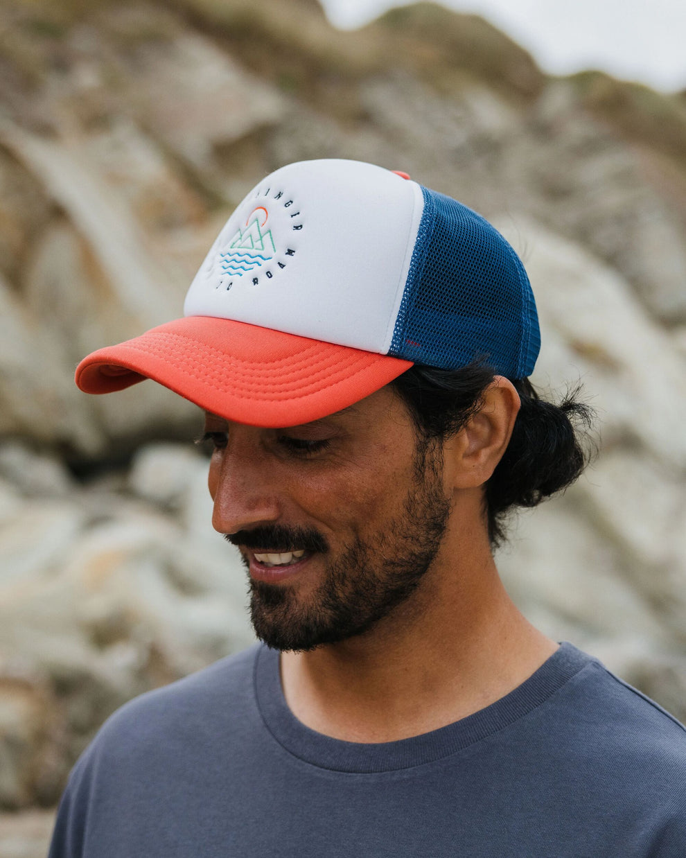 Escapism Trucker Cap Moonlight Blue/Red Spice – Passenger
