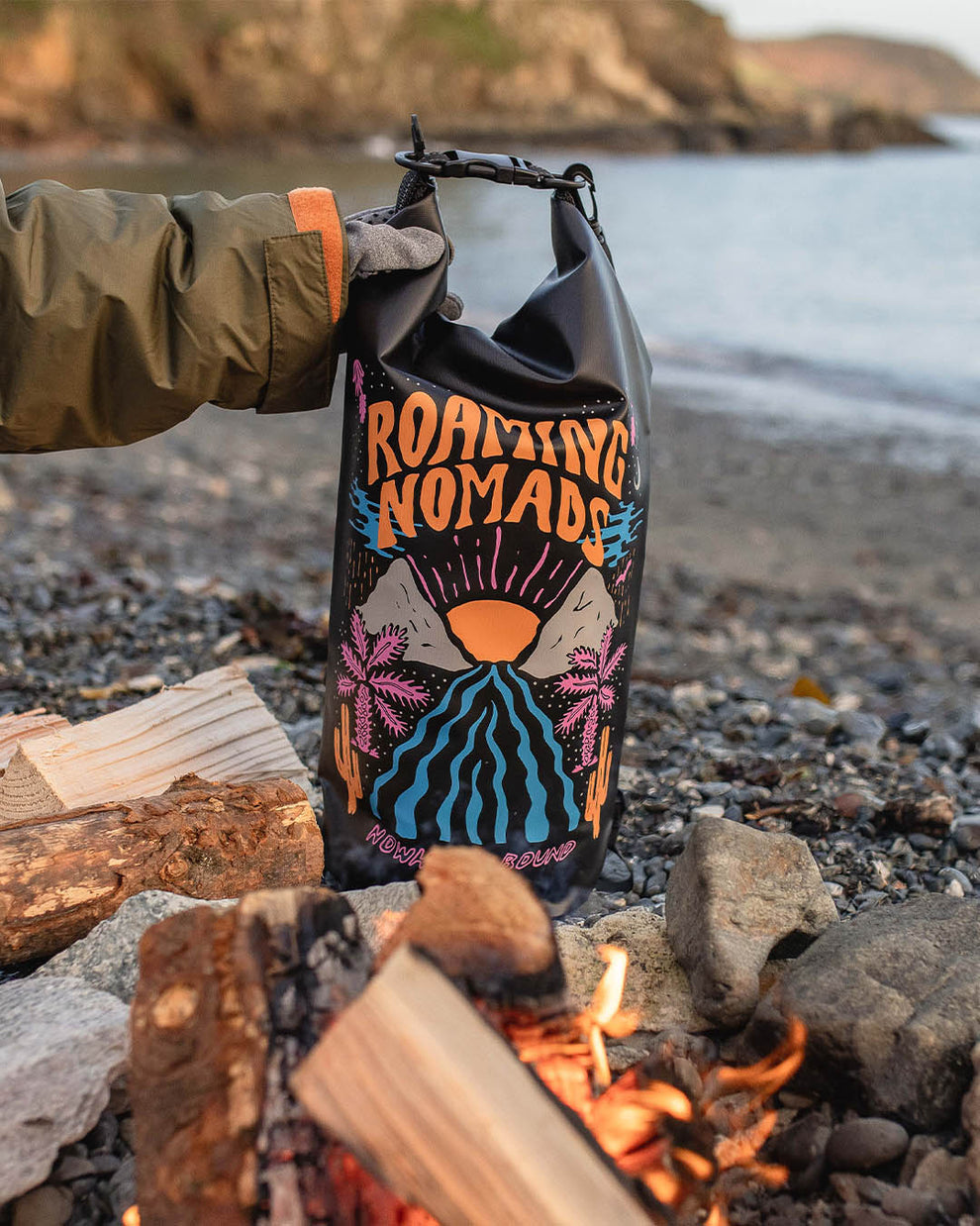 Tide 10L Recycled Dry Bag Roaming Nomads – Passenger