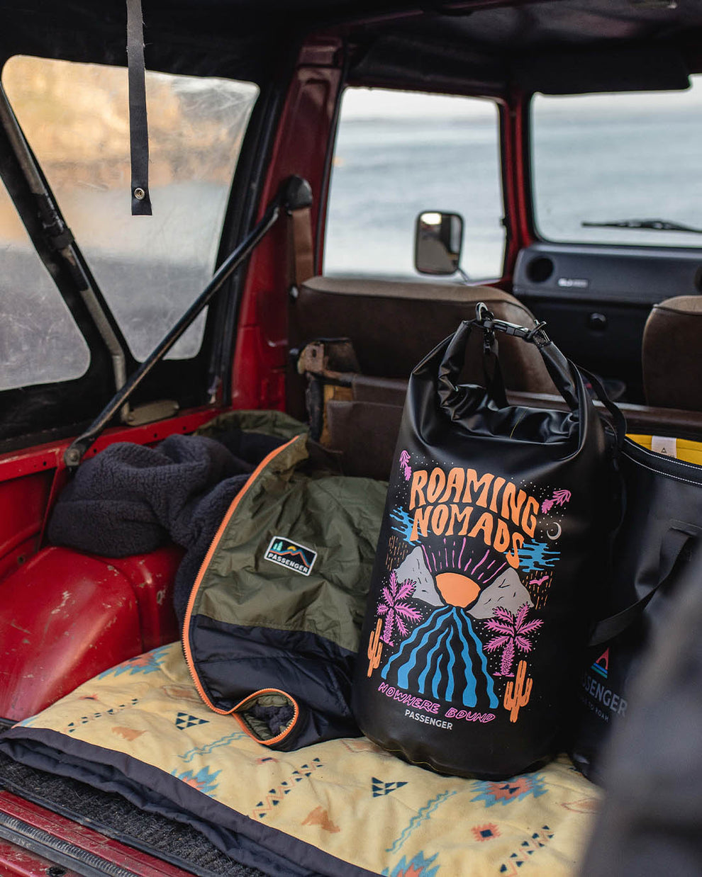 Tide 30L Recycled Dry Bag Roaming Nomads – Passenger