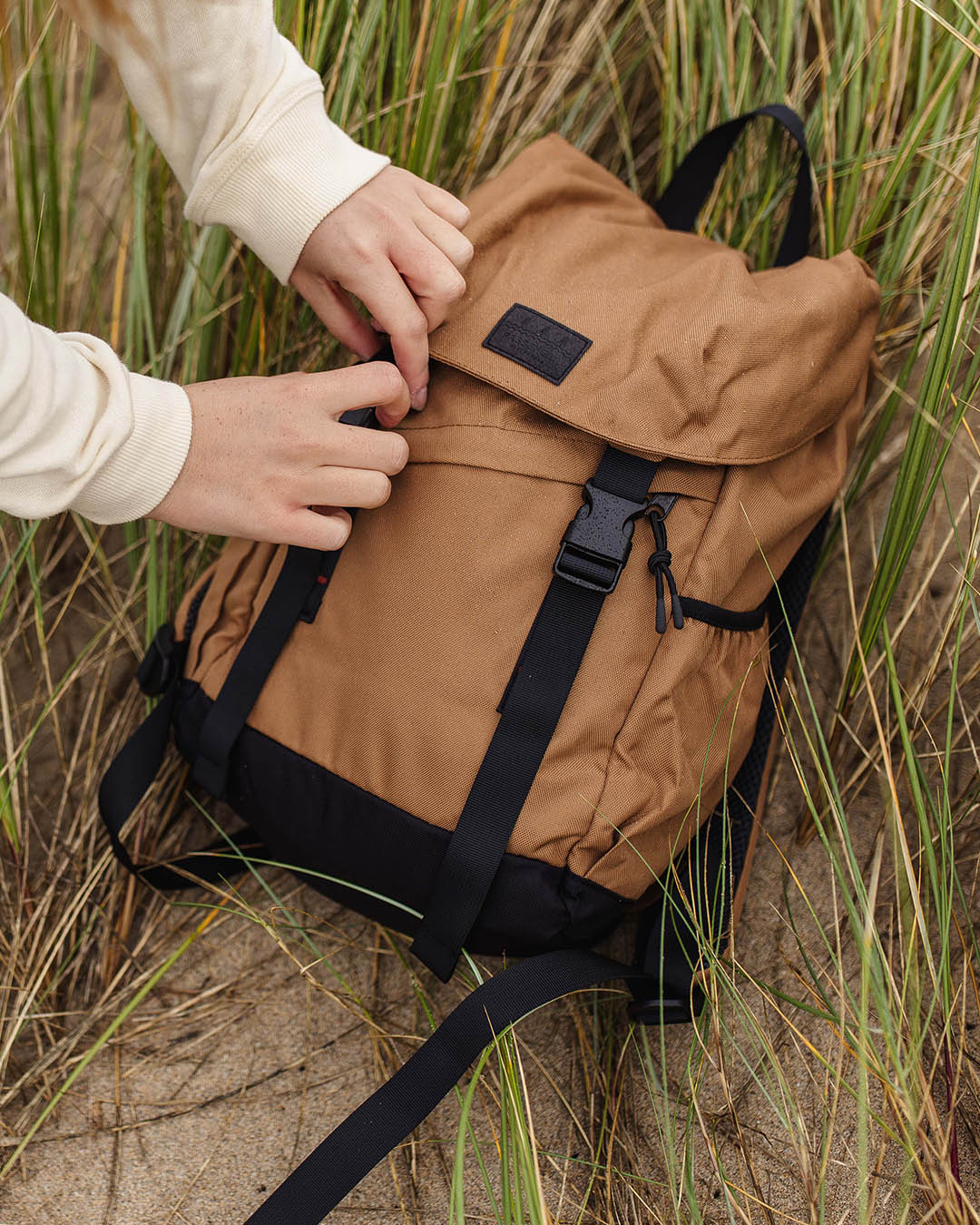 Boondocker 18L Recycled Polyester Backpack Golden Brown – Passenger