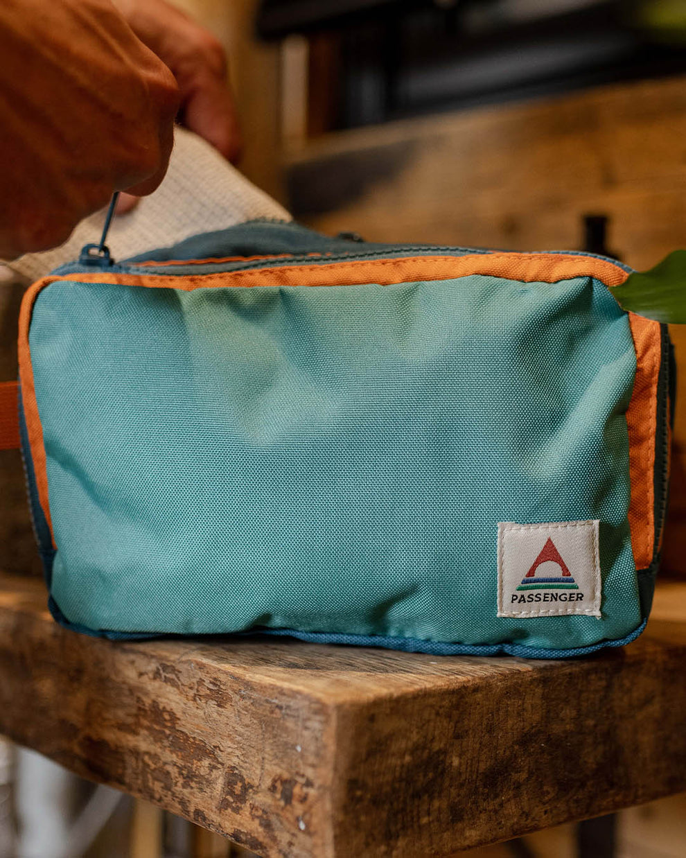 Travel Recycled Wash Kit Multi Colour – Passenger