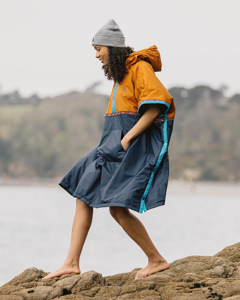 Outback Recycled Pull Over Changing Robe - Glazed Ginger/Deep Navy ...