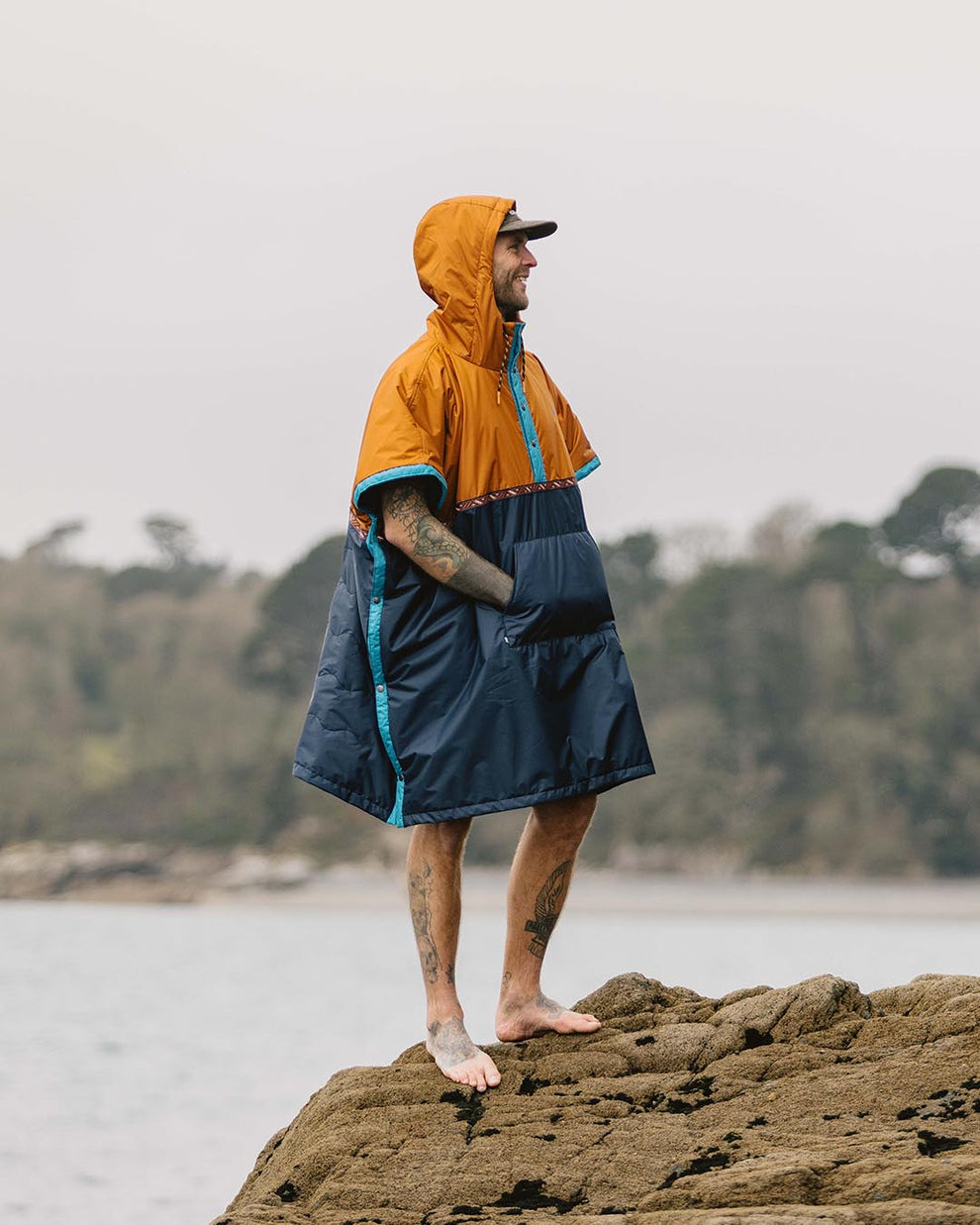 Outback Recycled Pull Over Changing Robe Glazed Ginger/Deep Navy ...